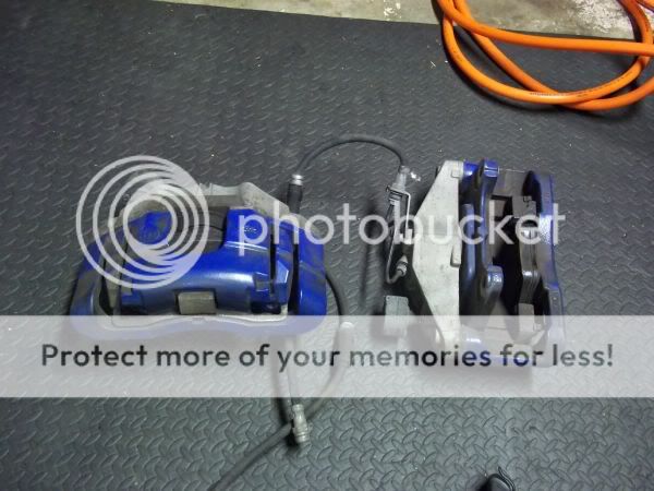 2008 r32 front calipers | VW Vortex - Volkswagen Forum